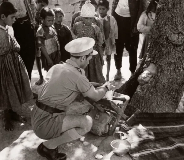 1943 Syria British military treat Kurdish on Turkey border