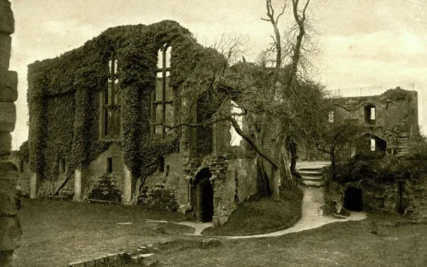 Kenilworth Castle, Banqueting Hall and Mervyns Tower