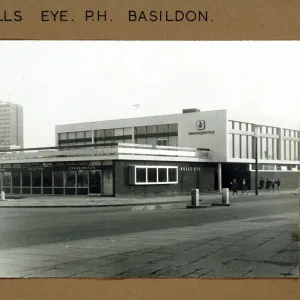 NELSON: HMS VICTORY. A view of the HMS Victory Our beautiful Wall Art ...