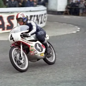 Chas Mortimer (Yamaha) 1972 Lightweight TT For sale as Framed Prints ...