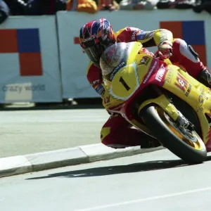 David Jefferies (V&M Yamaha) 1999 Formula One TT Our beautiful Wall Art ...