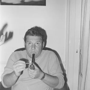 Allen Klein and Andrew Loog Oldham meeting in Londons